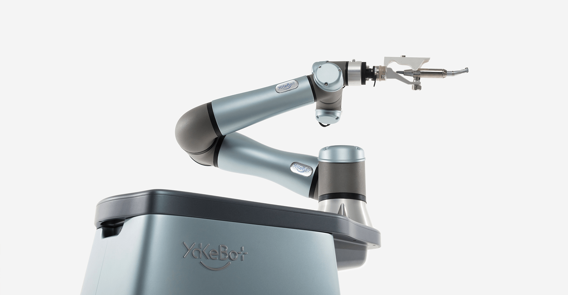 雅客智慧口腔种植系统，安全、精准、高效、微创的数字化口腔医疗机器人！